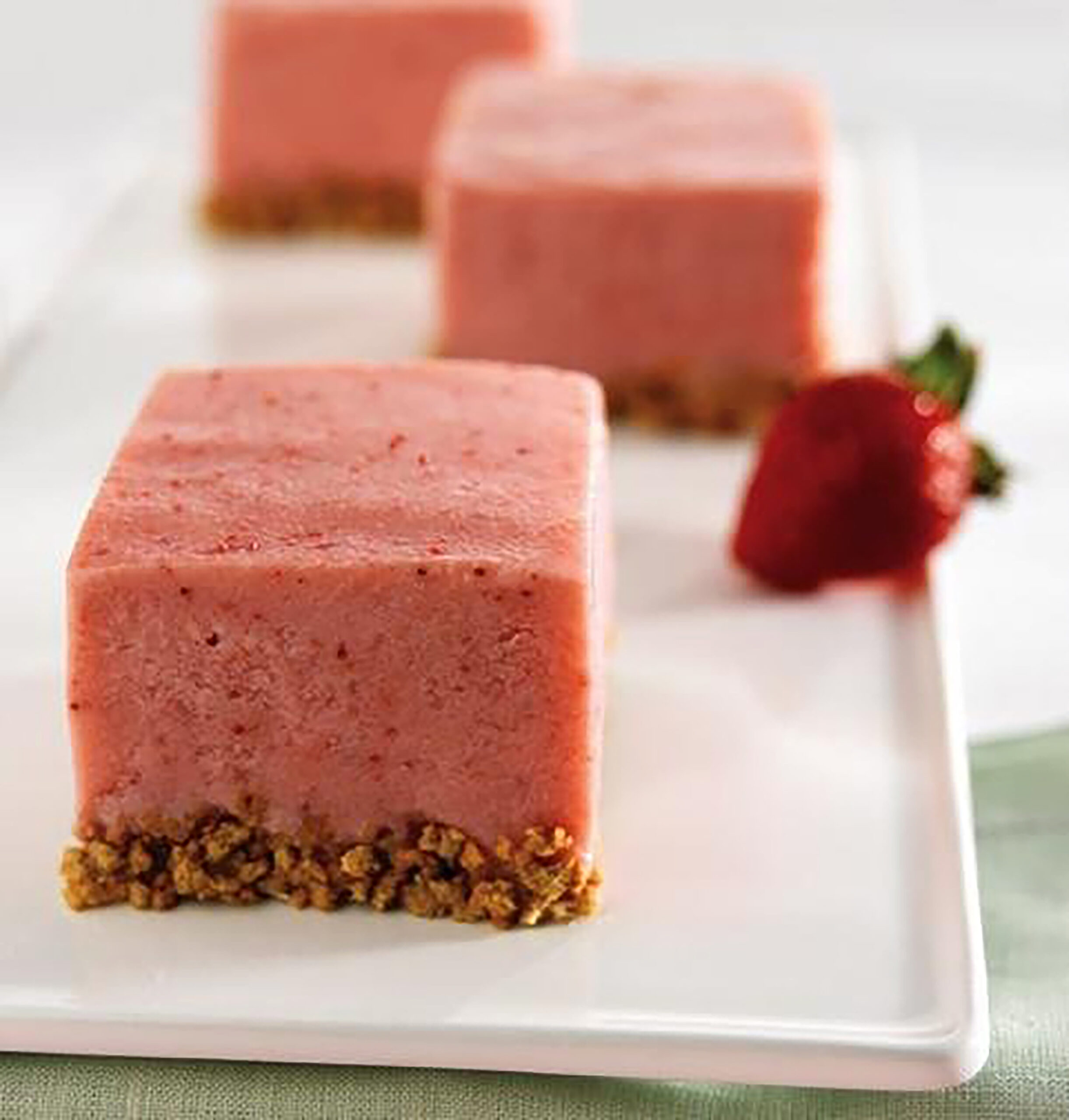 Strawberry Frozen Yogurt Squares